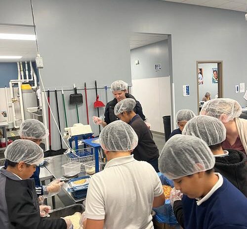 Garfield Elementary School - 4th Grade Field Trip - Feed My Starving ...